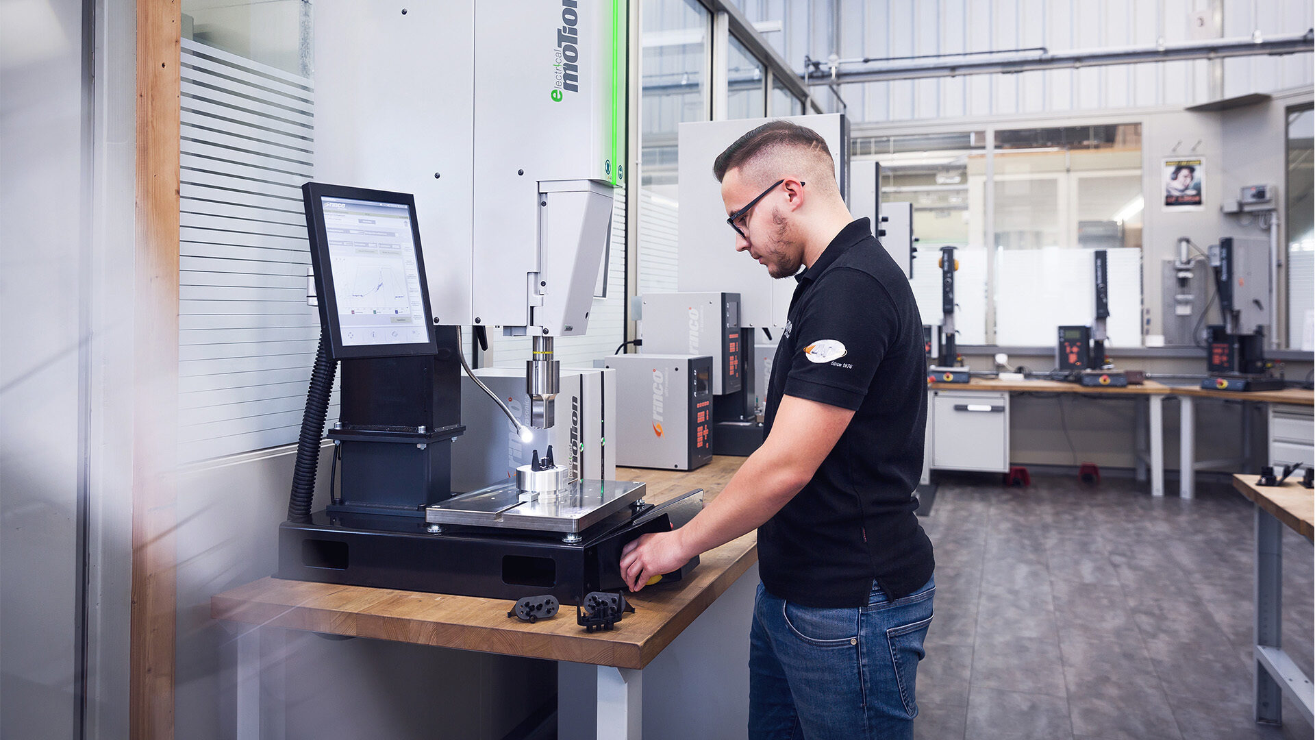 Ultrasonic knowledge of ultrasonic welding and cutting - RINCO