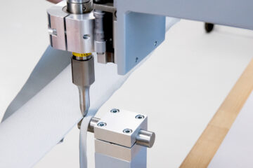 Ultrasonic cutting – for food products, textiles and plastics - RINCO